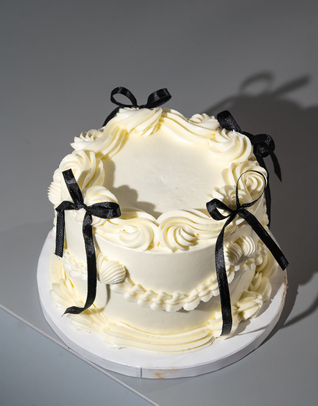 Gen Z Cakes – Creme Castle