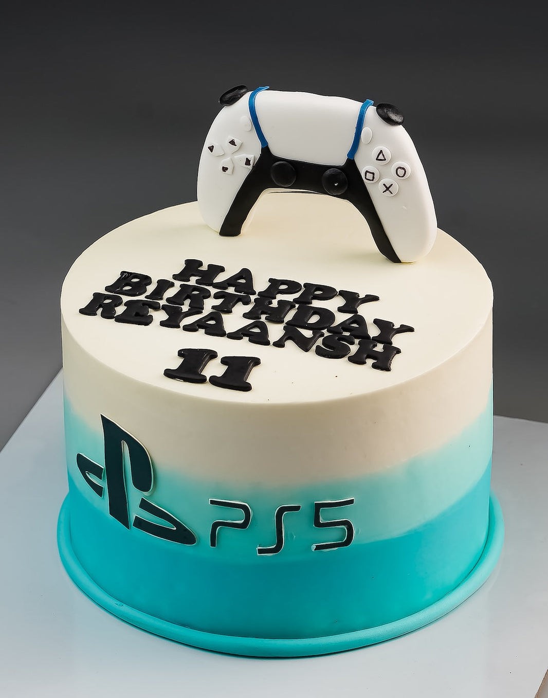 Designer Cake | Delivery in Noida & Gurgaon - Creme Castle