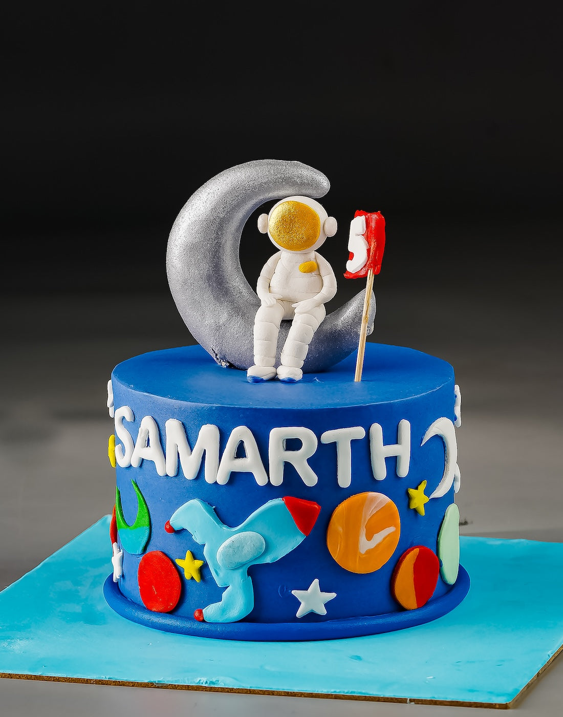 Space Theme Cake | Free Delivery | Creme Castle
