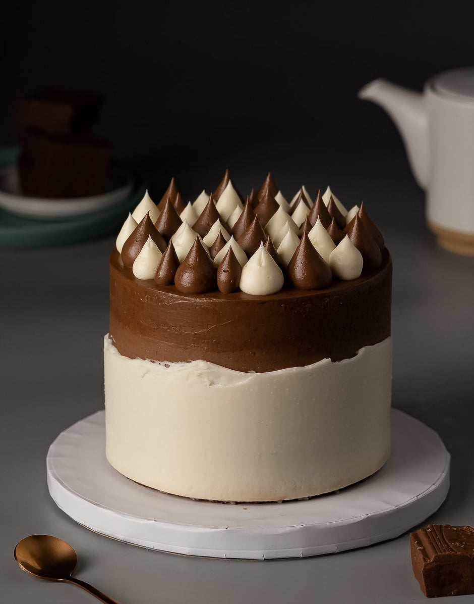 Gourmet Cakes – Creme Castle