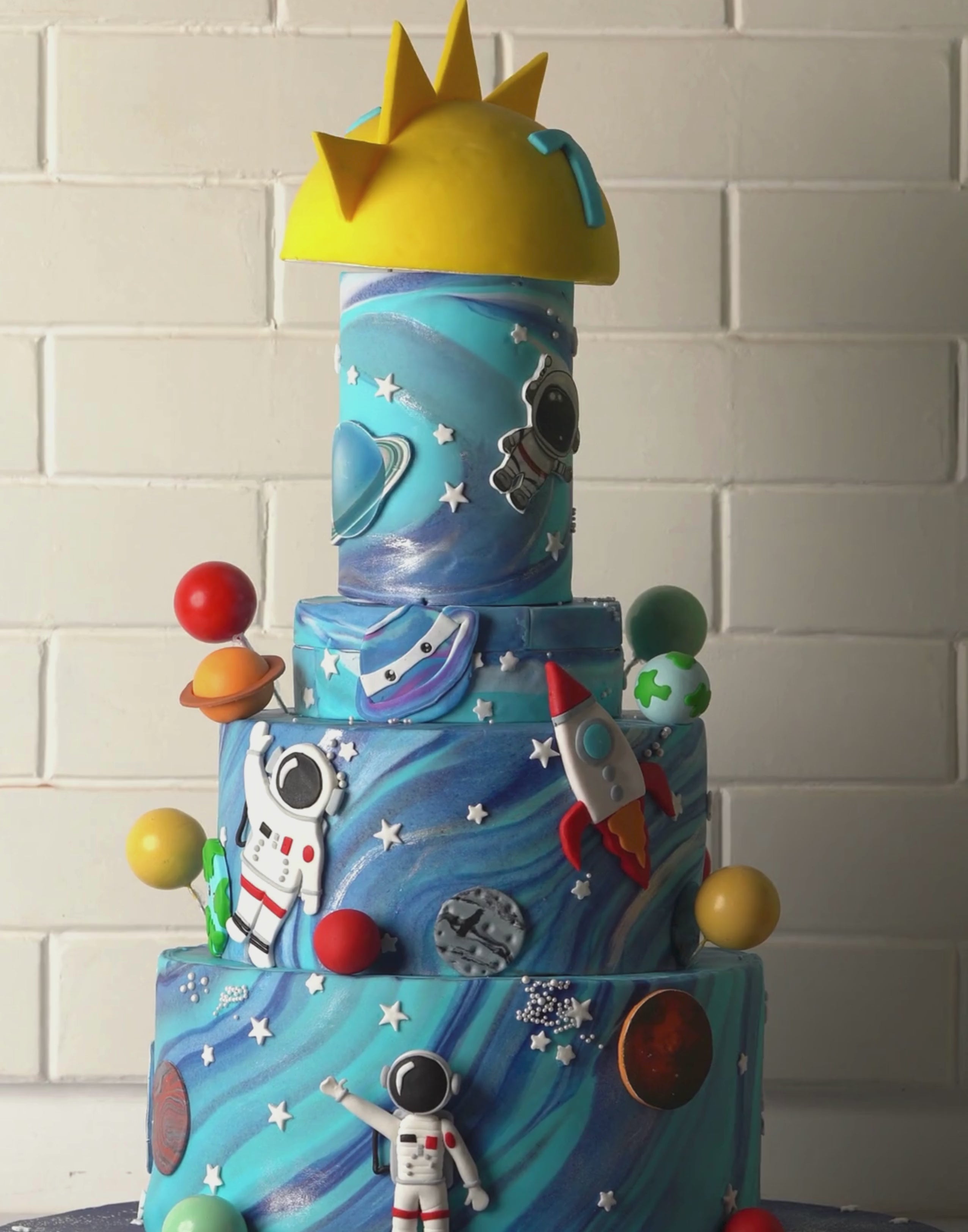 3 Tier Rotating Space Theme Cake – Creme Castle