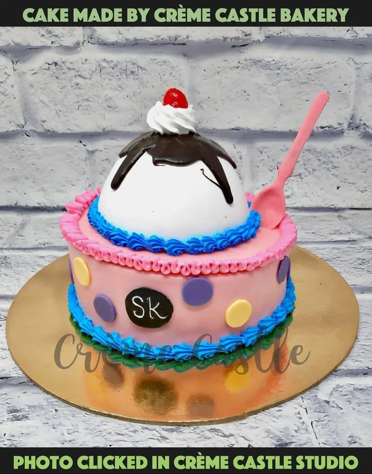 Ice Cream Scoop Cake – Creme Castle