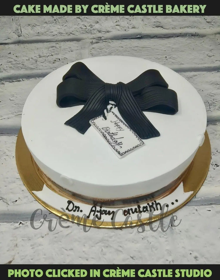 Black Bow Cake – Creme Castle