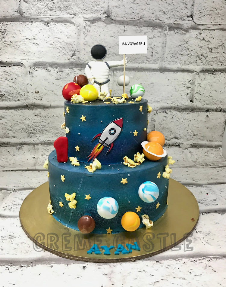 Universe Theme Cake – Creme Castle